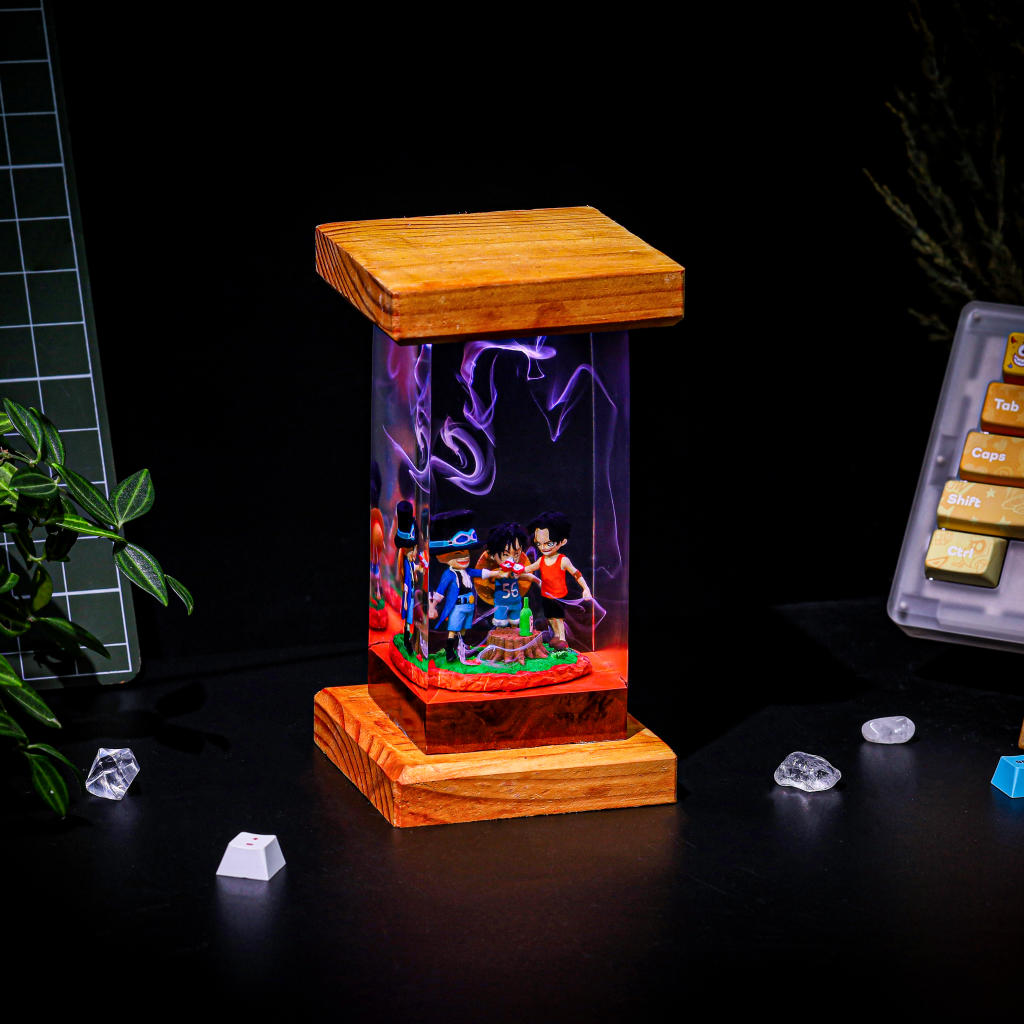 One Piece Luffy, Sabo and Ace Epoxy Lamp – Egoartbyvan