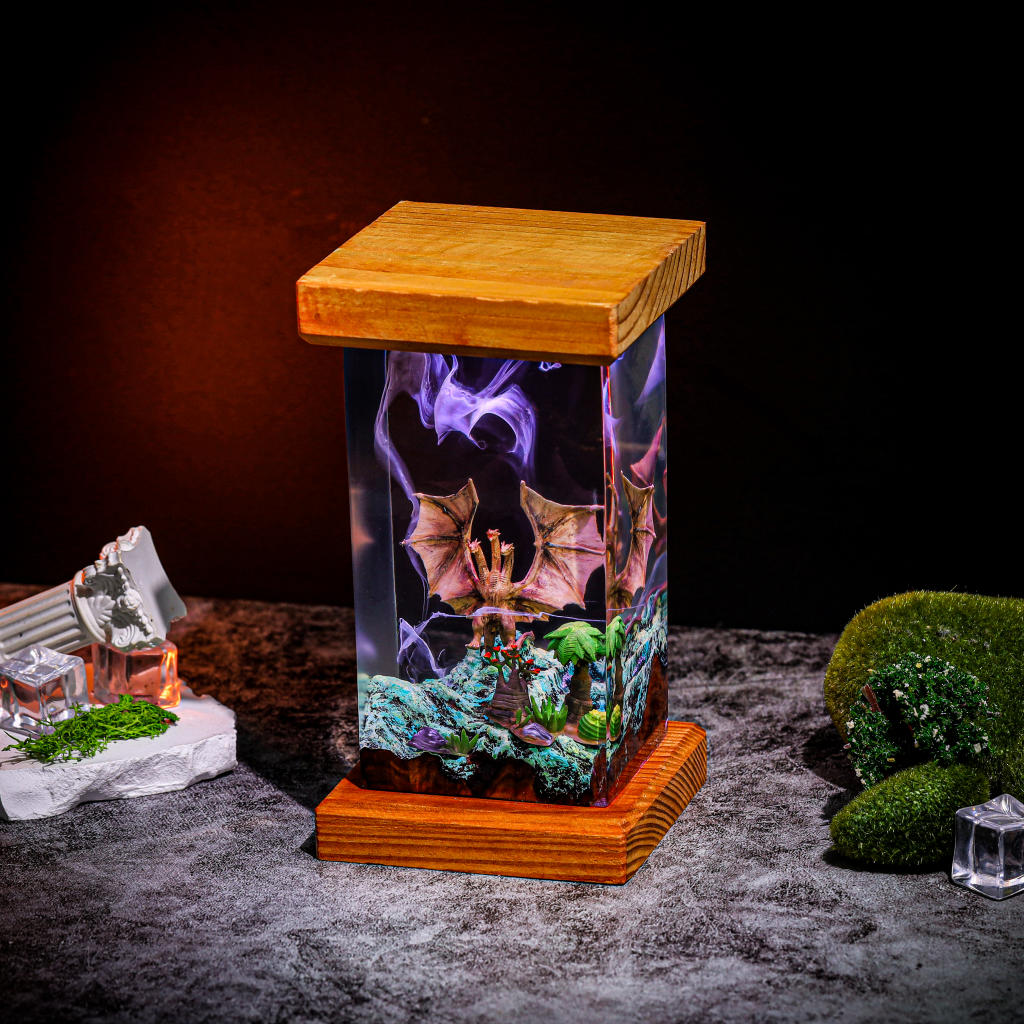 Three-Head Monster King Ghidorah Epoxy Lamp – Egoartbyvan