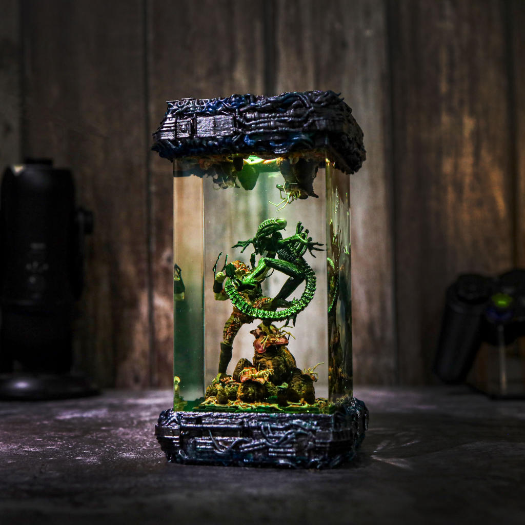 Xenomorph Vs Predator Diorama Lamp – Egoartbyvan